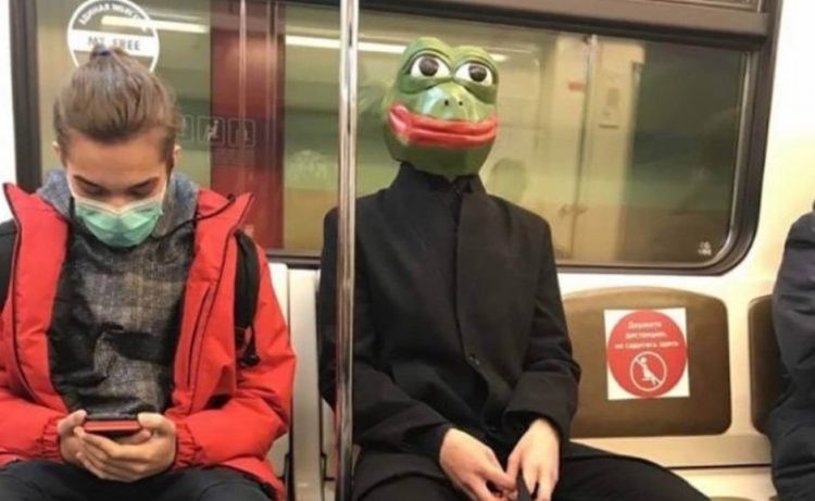 Underground Oddities: Weird Characters Spotted in the Subway ...